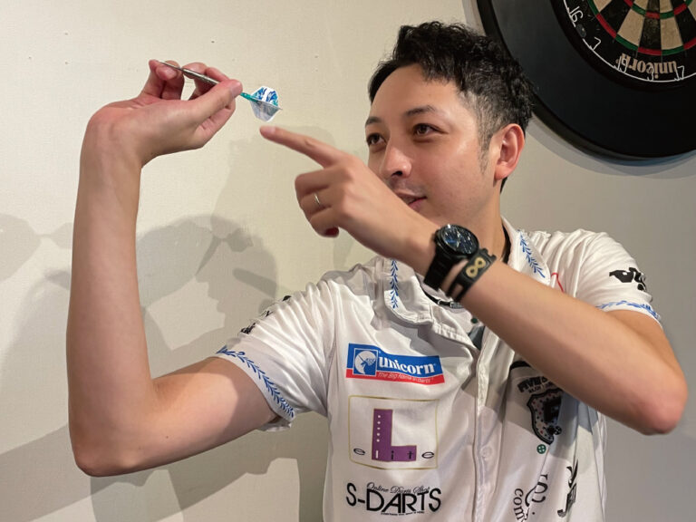 Vol.110 鈴木 徹だいぶ凹んだんですが | 世界/日本 ダーツ情報 ニューダーツライフ オフィシャルサイト